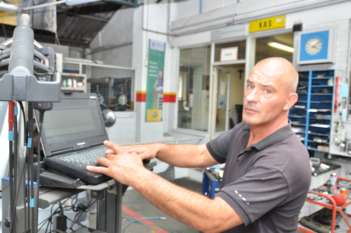 Garage Damiens – Carrosserie herstelling alle merken. Herstelling ...